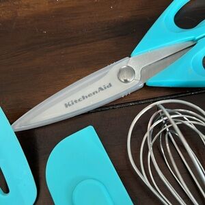 KitchenAid | Kitchen | Lot Of 9 Kitchenaid Kitchen Utensils Aqua Teal ...